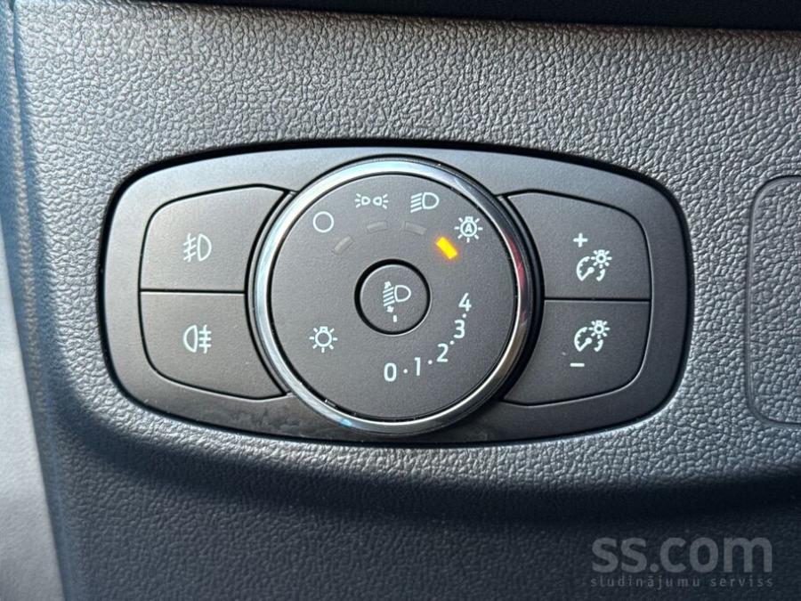 Zils Ford Focus 2022 Rīga, ar dzinēja tilpumu 1.00 L un nobraukumu 59 tūkst. km par 16990 €, foto 18 vietnē AUTOMOTO.COM.LV
