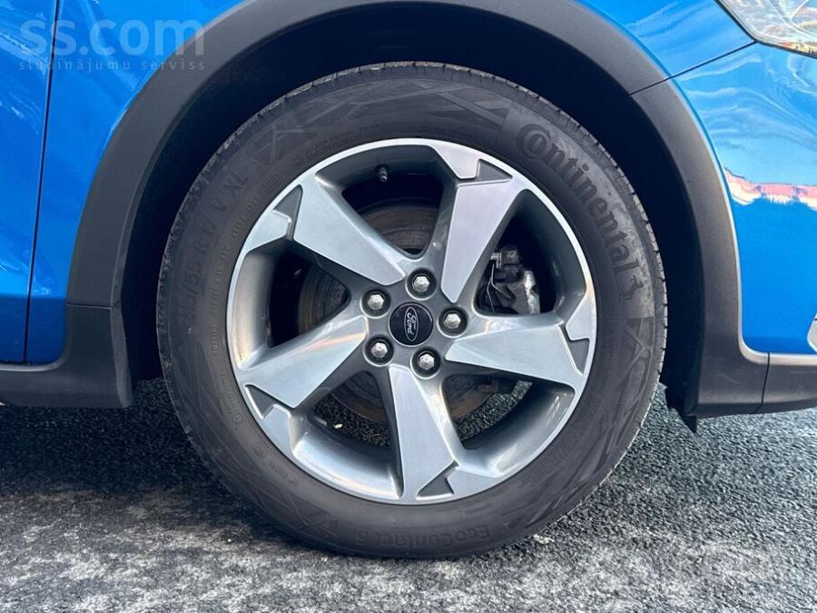 Zils Ford Focus 2022 Rīga, ar dzinēja tilpumu 1.00 L un nobraukumu 59 tūkst. km par 16990 €, foto 19 vietnē AUTOMOTO.COM.LV