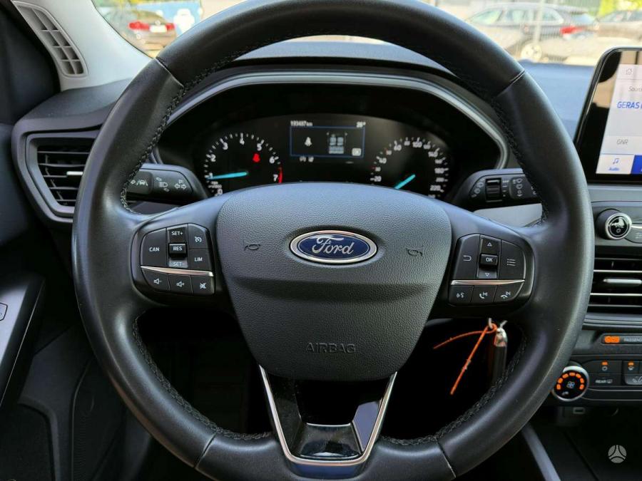 Zils Ford Focus 2022 Kauņa, ar dzinēja tilpumu 1.00 L un nobraukumu 193 tūkst. km par 9300 €, foto 7 vietnē AUTOMOTO.COM.LV