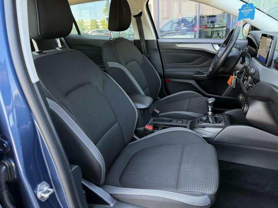 Zils Ford Focus 2022 Kauņa, ar dzinēja tilpumu 1.00 L un nobraukumu 193 tūkst. km par 9300 €, foto 9 vietnē AUTOMOTO.COM.LV