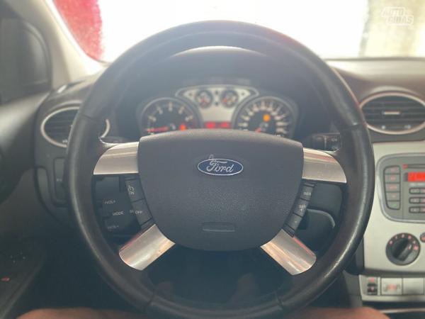 Brūns Ford Focus 2010 Kauņa, ar dzinēja tilpumu 1.60 L un nobraukumu 175 tūkst. km par 2100 €, foto 11 vietnē AUTOMOTO.COM.LV