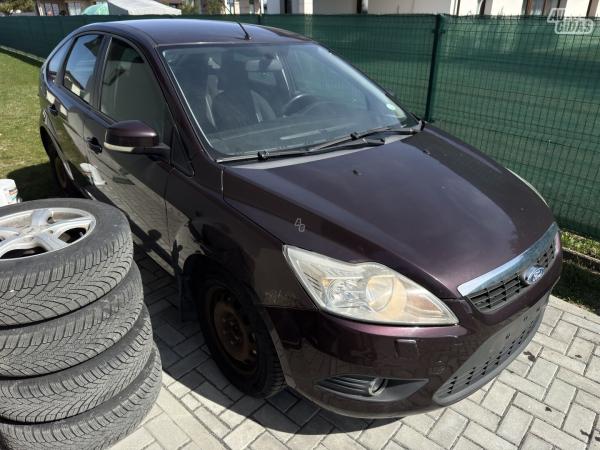 Brūns Ford Focus 2008 Viļņa, ar dzinēja tilpumu 1.60 L un nobraukumu 273 tūkst. km par 850 €, foto 2 vietnē AUTOMOTO.COM.LV