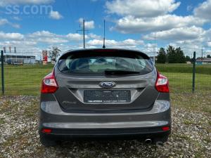 Brūns Ford Focus 2011 Saldus, ar dzinēja tilpumu 2.00 L un nobraukumu 199 tūkst. km par 5200 €, foto 7 vietnē AUTOMOTO.COM.LV
