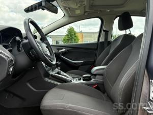 Brūns Ford Focus 2011 Saldus, ar dzinēja tilpumu 2.00 L un nobraukumu 199 tūkst. km par 5200 €, foto 17 vietnē AUTOMOTO.COM.LV
