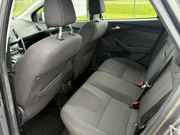 Brūns Ford Focus 2011 Saldus, ar dzinēja tilpumu 2.00 L un nobraukumu 199 tūkst. km par 5200 €, foto 10 vietnē AUTOMOTO.COM.LV
