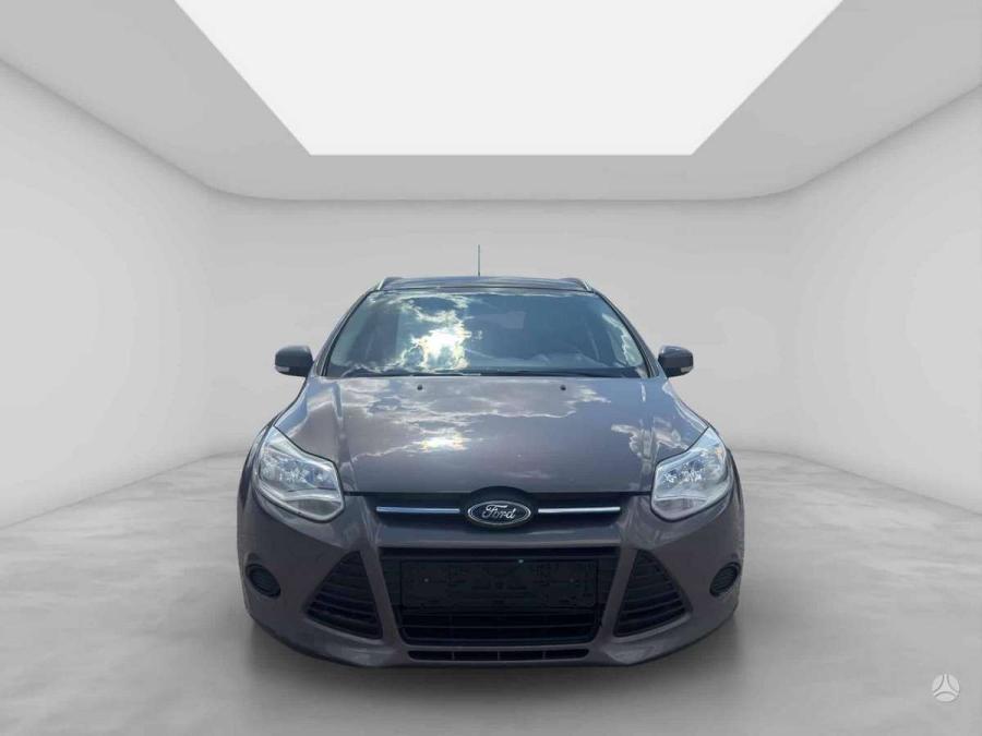 Brown Ford Focus 2011 in Kaunas, with an engine capacity of 1.60 L and mileage of 284 thousand km for 3990 €, photo 3 on AUTOMOTO.COM.LV