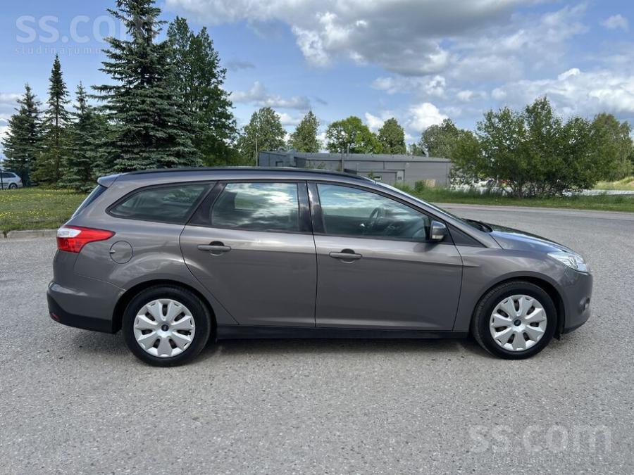 Brūns Ford Focus 2012 Cēsis, ar dzinēja tilpumu 1.60 L un nobraukumu 283 tūkst. km par 4300 €, foto 5 vietnē AUTOMOTO.COM.LV