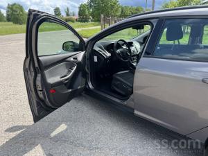 Brūns Ford Focus 2012 Cēsis, ar dzinēja tilpumu 1.60 L un nobraukumu 283 tūkst. km par 4300 €, foto 16 vietnē AUTOMOTO.COM.LV