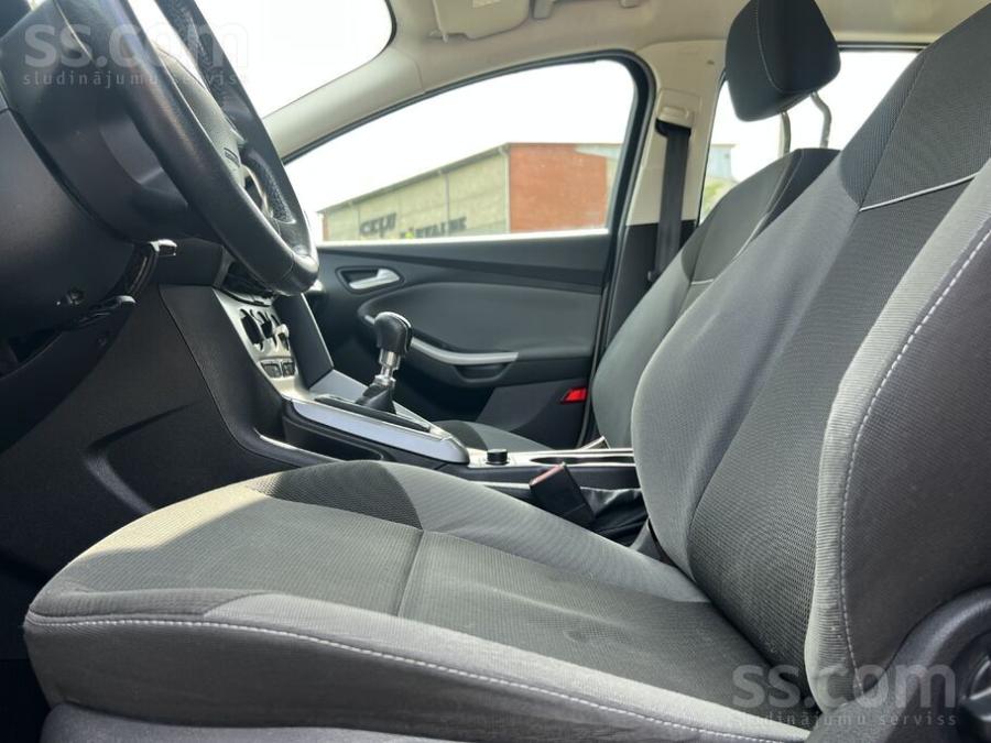 Brūns Ford Focus 2012 Cēsis, ar dzinēja tilpumu 1.60 L un nobraukumu 283 tūkst. km par 4300 €, foto 18 vietnē AUTOMOTO.COM.LV