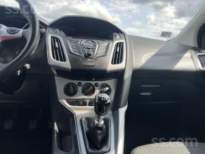 Brūns Ford Focus 2012 Cēsis, ar dzinēja tilpumu 1.60 L un nobraukumu 283 tūkst. km par 4300 €, foto 22 vietnē AUTOMOTO.COM.LV