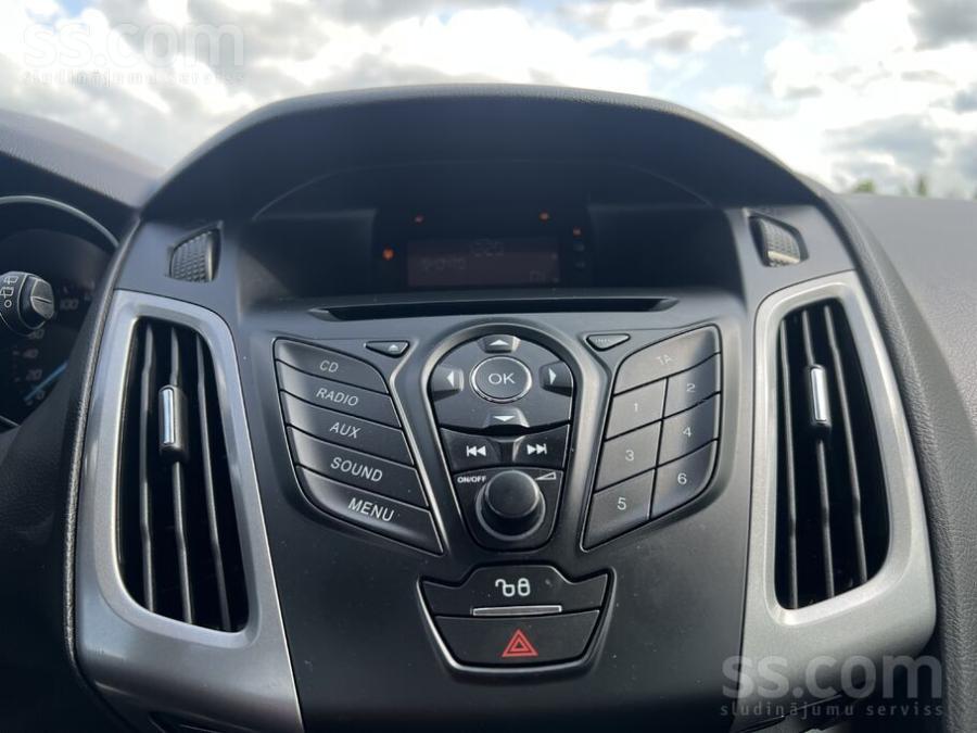 Brūns Ford Focus 2012 Cēsis, ar dzinēja tilpumu 1.60 L un nobraukumu 283 tūkst. km par 4300 €, foto 24 vietnē AUTOMOTO.COM.LV