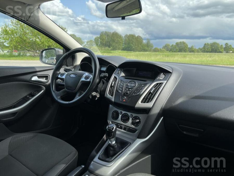 Brūns Ford Focus 2012 Cēsis, ar dzinēja tilpumu 1.60 L un nobraukumu 283 tūkst. km par 4300 €, foto 30 vietnē AUTOMOTO.COM.LV