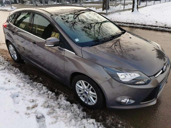 Brown Ford Focus 2013 in Kaunas, with an engine capacity of 1.00 L and mileage of 150 thousand km for 3300 €, photo 3 on AUTOMOTO.COM.LV