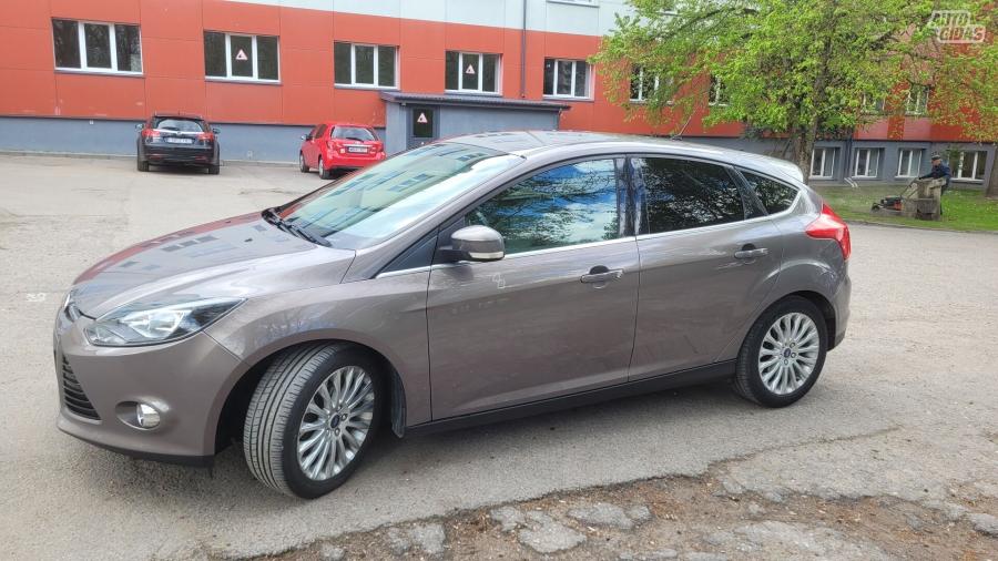 Brown Ford Focus 2013 in Telschi, with an engine capacity of 1.00 L and mileage of 119 thousand km for 2850 €, photo 3 on AUTOMOTO.COM.LV