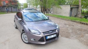 Brown Ford Focus 2013 in Telschi, with an engine capacity of 1.00 L and mileage of 119 thousand km for 2850 €, photo 12 on AUTOMOTO.COM.LV