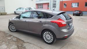 Brown Ford Focus 2013 in Telschi, with an engine capacity of 1.00 L and mileage of 120 thousand km for 2850 €, photo 5 on AUTOMOTO.COM.LV