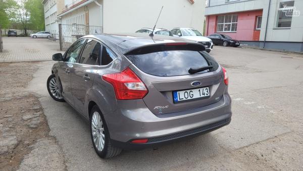 Brūns Ford Focus 2013 Telšiai, ar dzinēja tilpumu 1.00 L un nobraukumu 120 tūkst. km par 2850 €, foto 6 vietnē AUTOMOTO.COM.LV