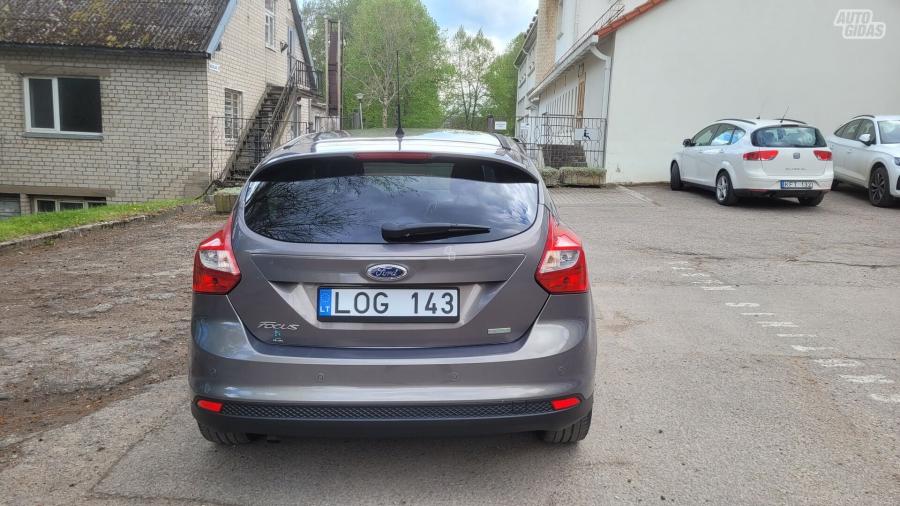 Brown Ford Focus 2013 in Telschi, with an engine capacity of 1.00 L and mileage of 120 thousand km for 2850 €, photo 8 on AUTOMOTO.COM.LV