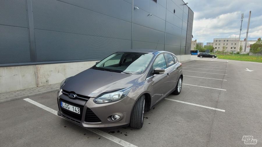 Brown Ford Focus 2013 in Telschi, with an engine capacity of 1.00 L and mileage of 120 thousand km for 2850 €, photo 15 on AUTOMOTO.COM.LV