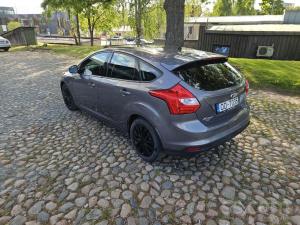 Brown Ford Focus 2013 in Cesis, with an engine capacity of 1.60 L and mileage of 299 thousand km for 4300 €, photo 3 on AUTOMOTO.COM.LV