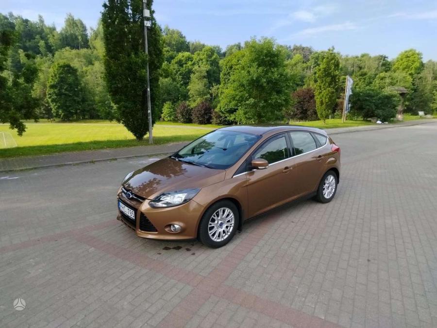 Brown Ford Focus 2014 in Vilnius, with an engine capacity of 1.00 L and mileage of 88 thousand km for 5250 €, photo 1 on AUTOMOTO.COM.LV
