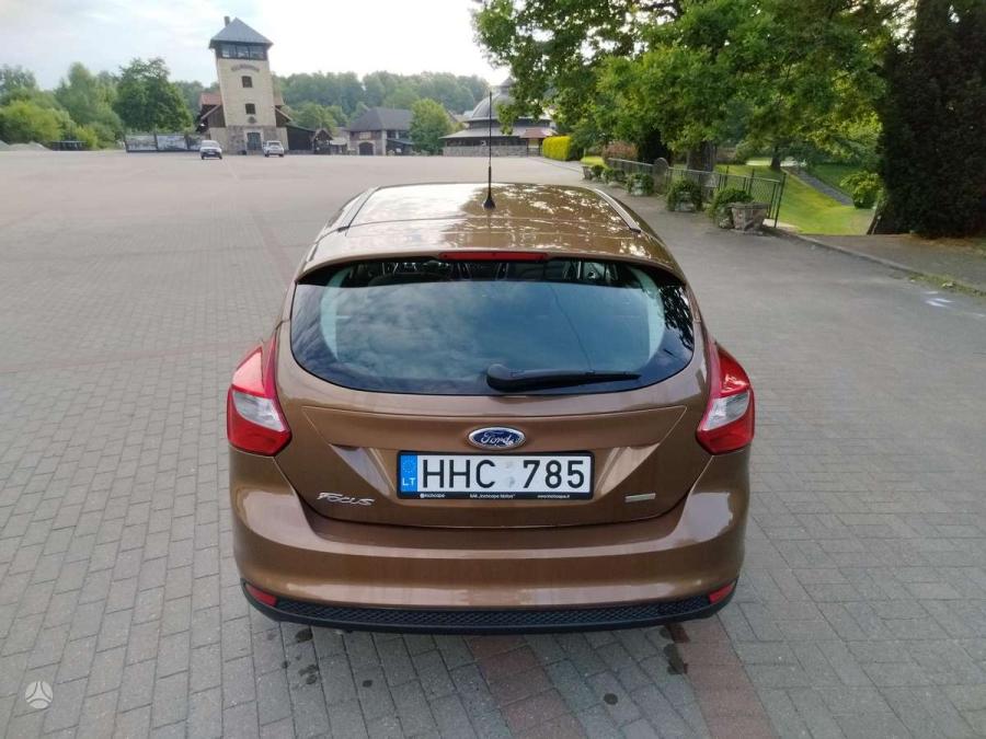 Brown Ford Focus 2014 in Vilnius, with an engine capacity of 1.00 L and mileage of 88 thousand km for 5250 €, photo 10 on AUTOMOTO.COM.LV