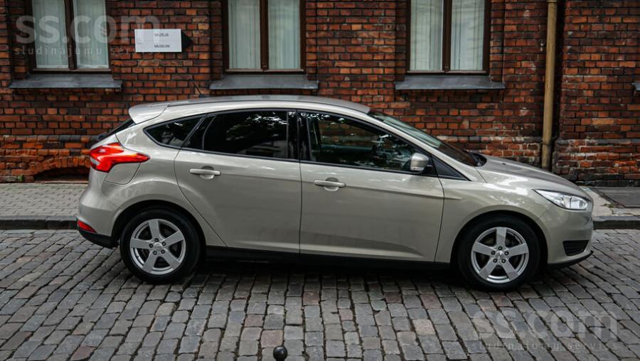 Brown Ford Focus 2015 in Riga, with an engine capacity of 1.60 L and mileage of 116 thousand km for 5950 €, photo 5 on AUTOMOTO.COM.LV