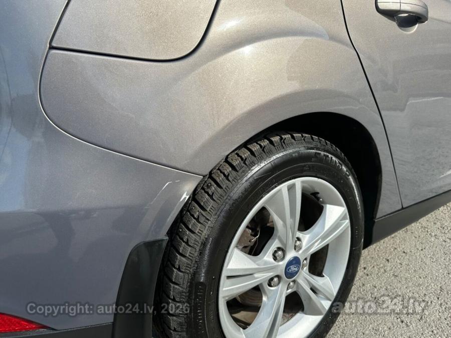 Brown Ford Focus 2015 in Tallinn, with an engine capacity of 1.00 L and mileage of 180 thousand km for 5100 €, photo 11 on AUTOMOTO.COM.LV