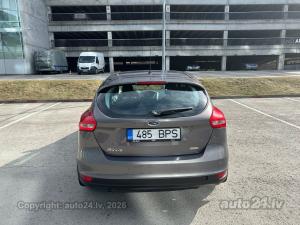 Brūns Ford Focus 2015 Tallina, ar dzinēja tilpumu 1.00 L un nobraukumu 180 tūkst. km par 4500 €, foto 5 vietnē AUTOMOTO.COM.LV