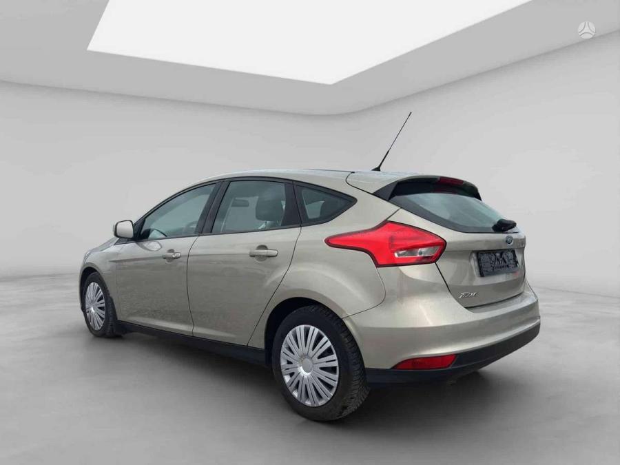 Brūns Ford Focus 2015 Kauņa, ar dzinēja tilpumu 1.50 L un nobraukumu 142 tūkst. km par 4200 €, foto 5 vietnē AUTOMOTO.COM.LV