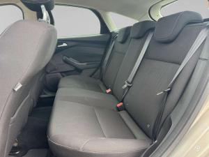 Brūns Ford Focus 2015 Kauņa, ar dzinēja tilpumu 1.50 L un nobraukumu 142 tūkst. km par 4200 €, foto 13 vietnē AUTOMOTO.COM.LV