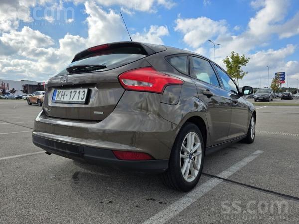 Brown Ford Focus 2016 in Riga, with an engine capacity of 1.00 L and mileage of 180 thousand km for 5200 €, photo 3 on AUTOMOTO.COM.LV