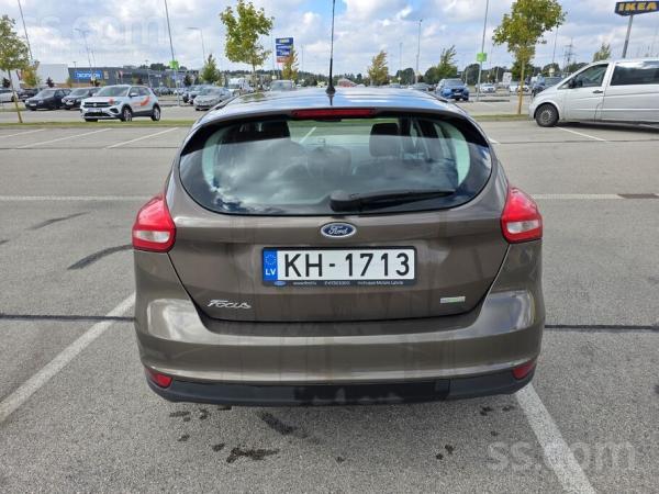 Brown Ford Focus 2016 in Riga, with an engine capacity of 1.00 L and mileage of 180 thousand km for 5200 €, photo 4 on AUTOMOTO.COM.LV