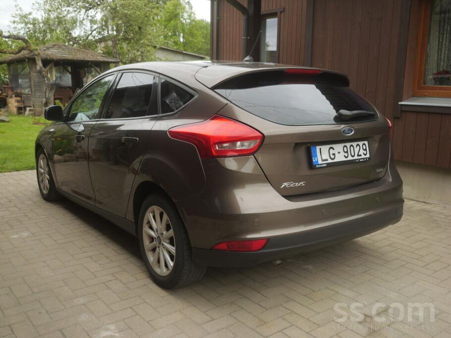 Brown Ford Focus 2018 in Riga, with an engine capacity of 1.00 L and mileage of 86 thousand km for 8800 €, photo 4 on AUTOMOTO.COM.LV