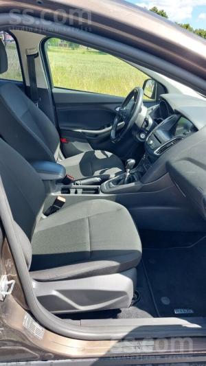 Brown Ford Focus 2018 in Riga, with an engine capacity of 1.00 L and mileage of 86 thousand km for 7500 €, photo 7 on AUTOMOTO.COM.LV