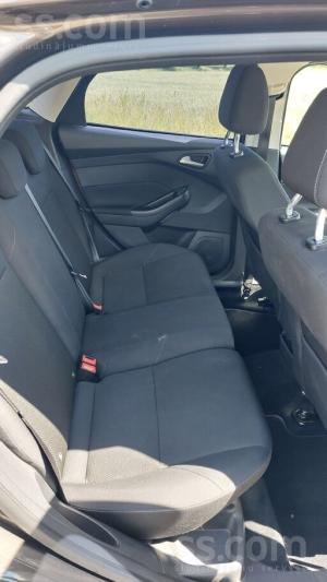 Brown Ford Focus 2018 in Riga, with an engine capacity of 1.00 L and mileage of 86 thousand km for 7500 €, photo 8 on AUTOMOTO.COM.LV