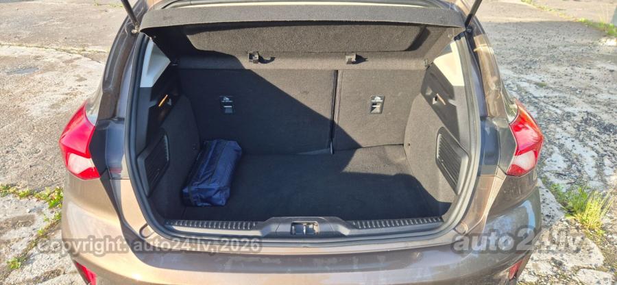 Brown Ford Focus 2018 in Tallinn, with an engine capacity of 1.00 L and mileage of 148 thousand km for 6900 €, photo 8 on AUTOMOTO.COM.LV