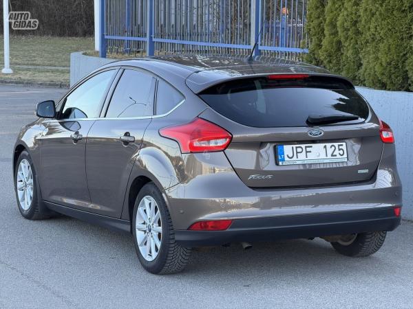 Brown Ford Focus 2017 in Vilnius, with an engine capacity of 1.00 L and mileage of 118 thousand km for 7000 €, photo 2 on AUTOMOTO.COM.LV