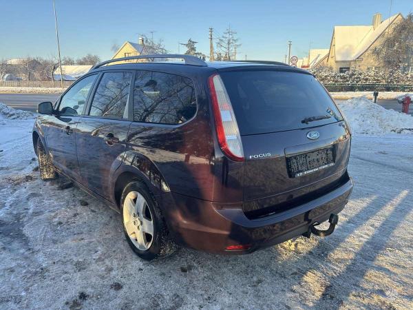 Brown Ford Focus 2008 in Marijampole, with an engine capacity of 1.80 L and mileage of 206 thousand km for 1900 €, photo 2 on AUTOMOTO.COM.LV
