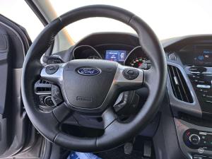 Brown Ford Focus 2011 in Raseiniai, with an engine capacity of 2.00 L and mileage of 246 thousand km for 4200 €, photo 19 on AUTOMOTO.COM.LV