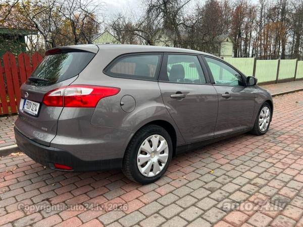 Brūns Ford Focus 2012 Tallina, ar dzinēja tilpumu 1.00 L un nobraukumu 177 tūkst. km par 3490 €, foto 9 vietnē AUTOMOTO.COM.LV