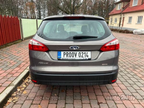 Brūns Ford Focus 2012 Tallina, ar dzinēja tilpumu 1.00 L un nobraukumu 177 tūkst. km par 3490 €, foto 11 vietnē AUTOMOTO.COM.LV