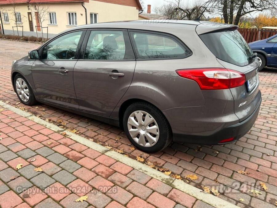 Brūns Ford Focus 2012 Tallina, ar dzinēja tilpumu 1.00 L un nobraukumu 177 tūkst. km par 3490 €, foto 14 vietnē AUTOMOTO.COM.LV