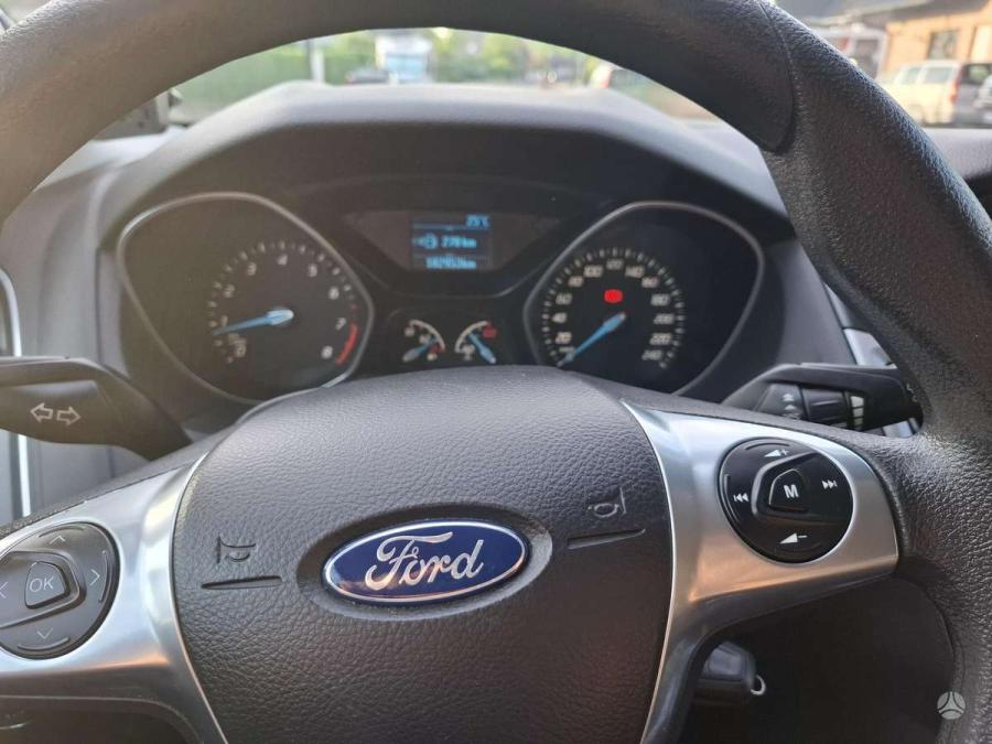 Brūns Ford Focus 2012 Šakiai, ar dzinēja tilpumu 1.00 L un nobraukumu 183 tūkst. km par 2600 €, foto 9 vietnē AUTOMOTO.COM.LV