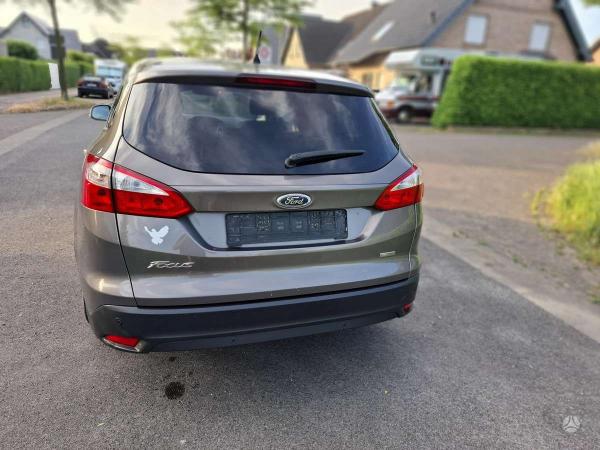Brūns Ford Focus 2012 Šakiai, ar dzinēja tilpumu 1.00 L un nobraukumu 183 tūkst. km par 2600 €, foto 9 vietnē AUTOMOTO.COM.LV