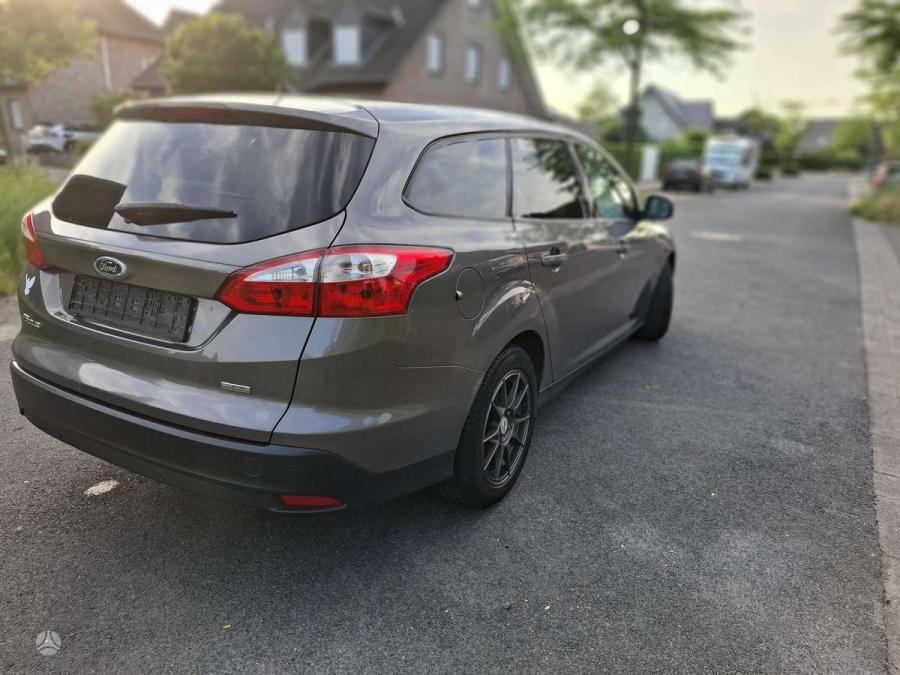 Brūns Ford Focus 2012 Šakiai, ar dzinēja tilpumu 1.00 L un nobraukumu 183 tūkst. km par 2600 €, foto 15 vietnē AUTOMOTO.COM.LV