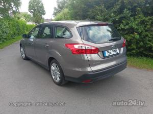 Brown Ford Focus 2013 in Paide, with an engine capacity of 1.60 L and mileage of 156 thousand km for 6800 €, photo 9 on AUTOMOTO.COM.LV