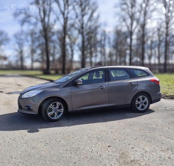 Brūns Ford Focus 2013 Rīga, ar dzinēja tilpumu 1.60 L un nobraukumu 255 tūkst. km par 3000 €, foto 3 vietnē AUTOMOTO.COM.LV