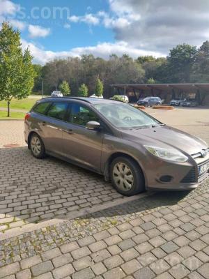 Brown Ford Focus 2013 in Talsi, with an engine capacity of 1.60 L and mileage of 243 thousand km for 3000 €, photo 3 on AUTOMOTO.COM.LV