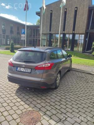 Brown Ford Focus 2013 in Talsi, with an engine capacity of 1.60 L and mileage of 243 thousand km for 3000 €, photo 12 on AUTOMOTO.COM.LV